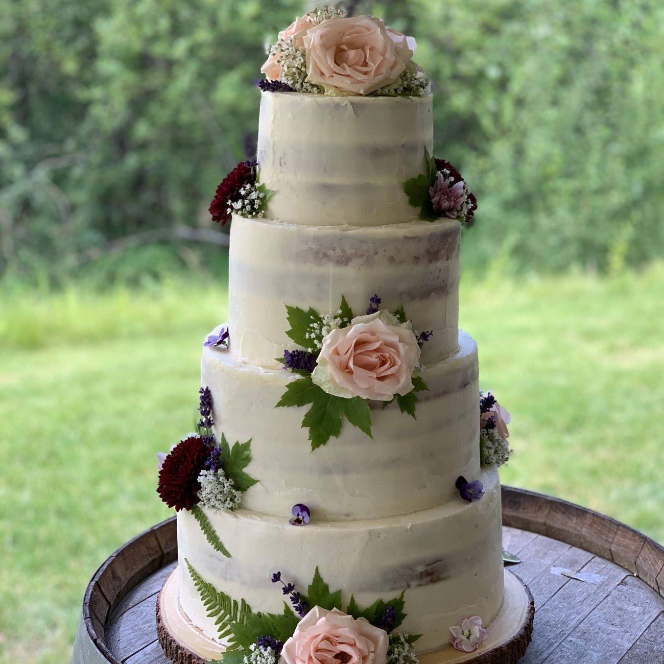 Main Home - Glacier Park Weddings at Great Northern Resort